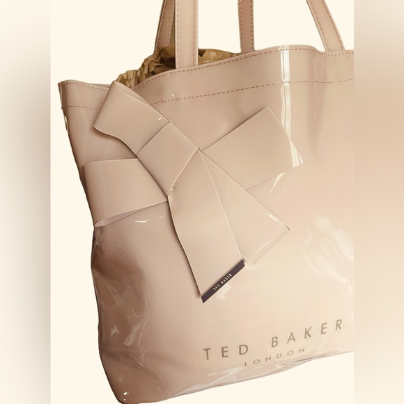 Ted Baker London | Bags | Ted Baker Light Pink Icon Large Knot Bow Tote ...